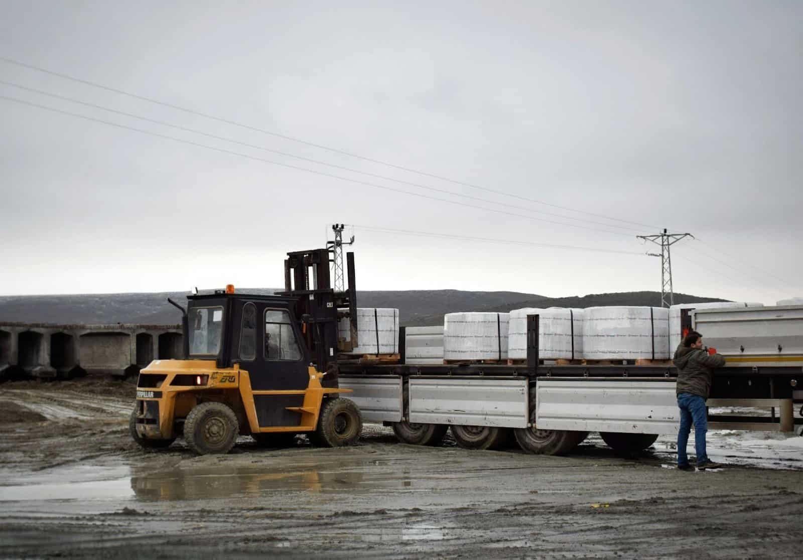 Why Your Forklift Keeps Losing Power: Troubleshooting Tips